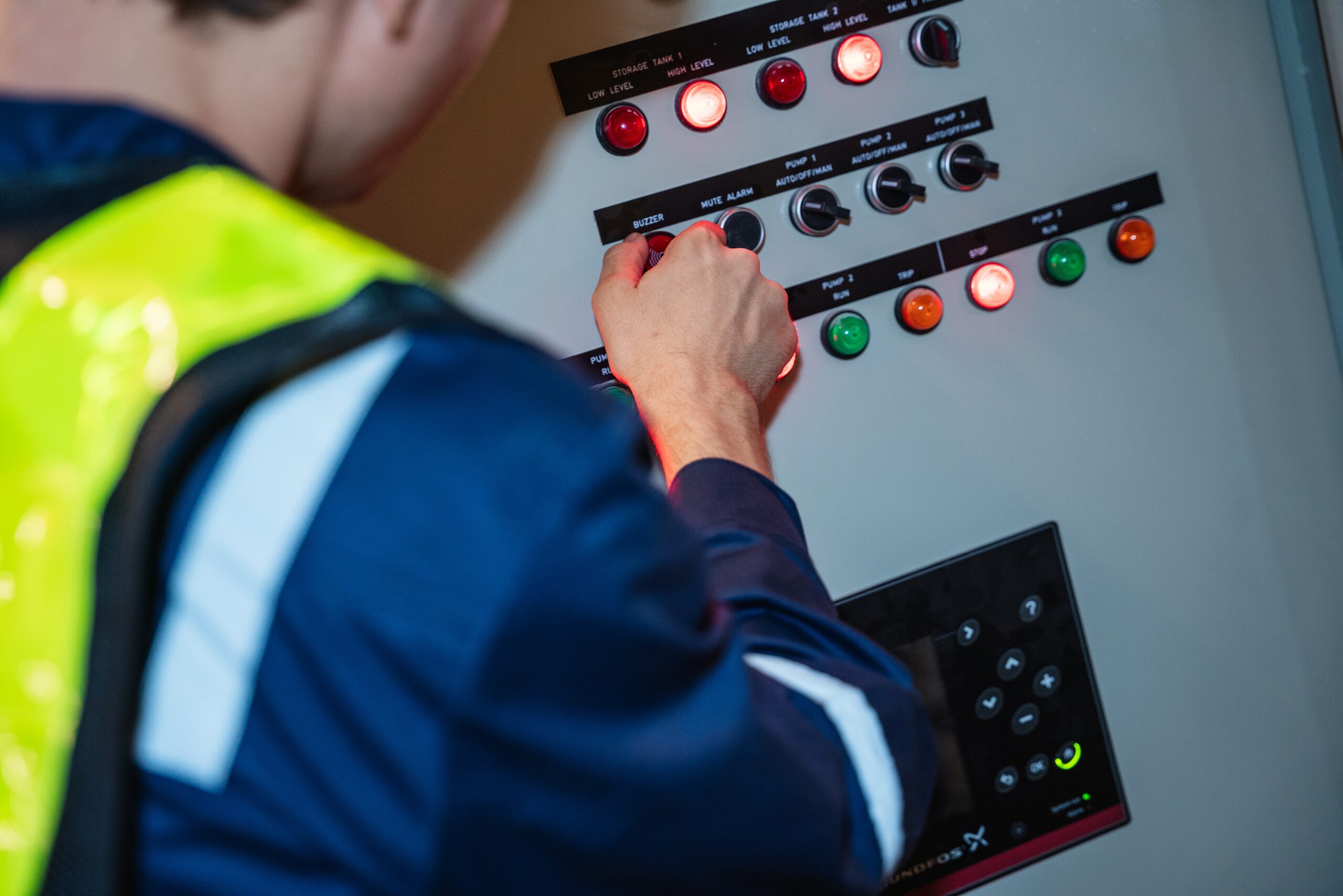 Types of Fire Alarm Systems: Wireless, Conventional, & More - Premier ...